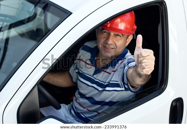 Middle Eastern Driver Foto de stock 233991376 | Shutterstock
