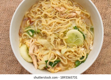 201 Bakmi rebus Images, Stock Photos & Vectors | Shutterstock