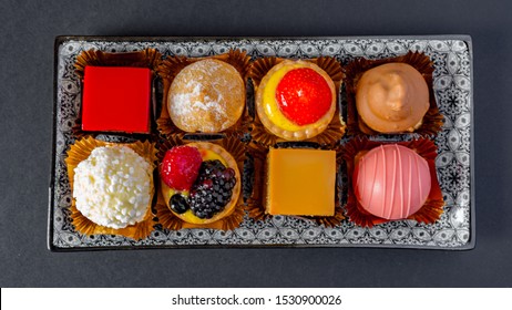 795 Mignon cake Images, Stock Photos & Vectors | Shutterstock