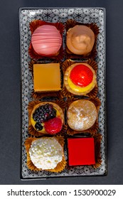 1,198 Mignon pastries Images, Stock Photos & Vectors | Shutterstock