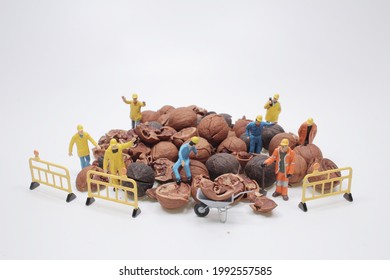 Mini Construction Worker Figurines Working On Stock Photo 1992557585 ...