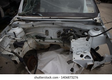 326 Missing engine automobile 图片、库存照片和矢量图 | Shutterstock