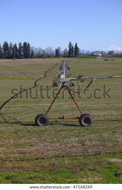 Mobile Irrigation System Stock Photo 47168269 | Shutterstock