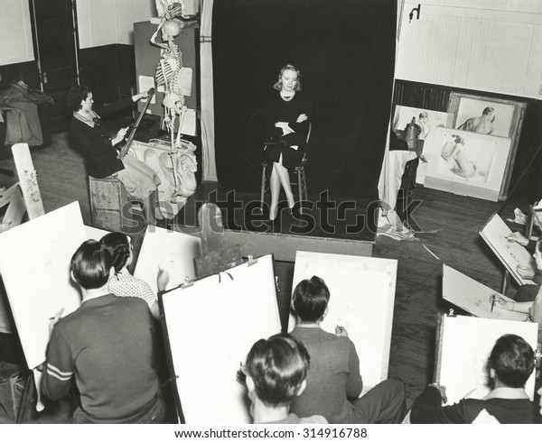 Model posing for art class