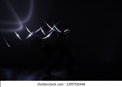280 Ballet Dancer Long Exposure Images, Stock Photos & Vectors ...