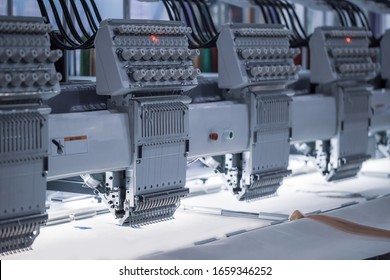 Modern Computer Programmable Embroidery Machine Garment库存照片1659346252 ...