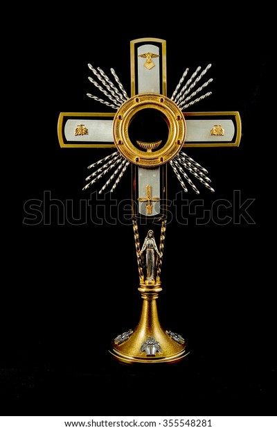 Monstrance Black Background Stock Photo 355548281 | Shutterstock