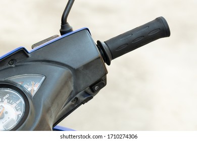 505 Motor bike start button Images, Stock Photos & Vectors | Shutterstock