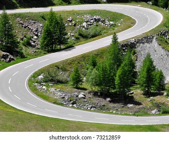 132,631 Curve mountain road Images, Stock Photos & Vectors | Shutterstock