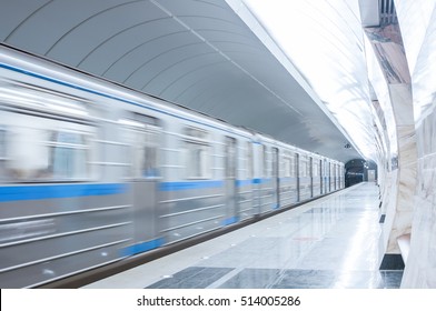 Moving Train Subway Stock Photo 514005286 | Shutterstock
