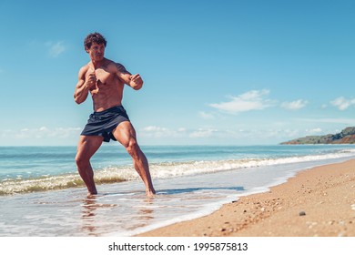 3,872 Outdoor kickboxing Images, Stock Photos & Vectors | Shutterstock