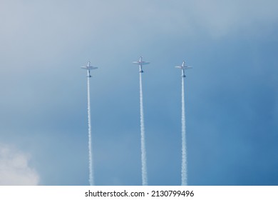 1,587 Multiple formations Images, Stock Photos & Vectors | Shutterstock