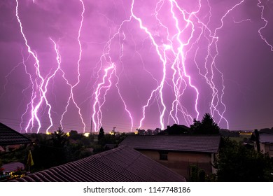 Multiple Thunderstorm Lightning Strikes库存照片1147748186 | Shutterstock