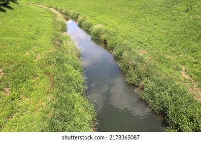 55,886 Narrow River Images, Stock Photos & Vectors | Shutterstock