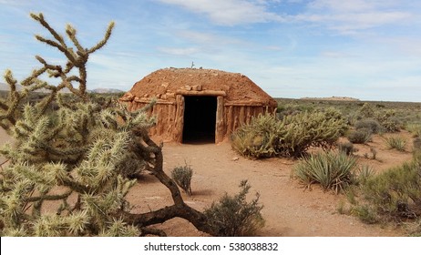 Native American Structure Stock Photo 538038832 | Shutterstock
