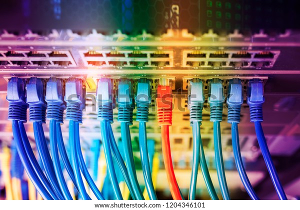 「Network Cables Switch Firewall Cloud Computing」の写真素材（今すぐ編集） 1204346101