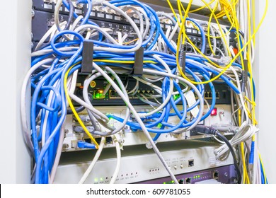 63 Fiber Cross Connect Patch Panel Images, Stock Photos & Vectors ...