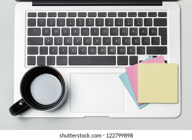 Note Postit On Keyboard Stock Photo 122799898 | Shutterstock