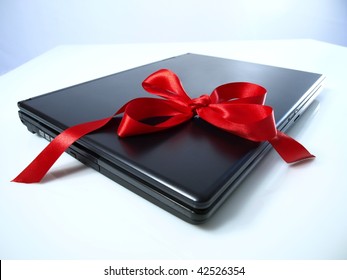 167,634 Computer Gift Images, Stock Photos & Vectors | Shutterstock