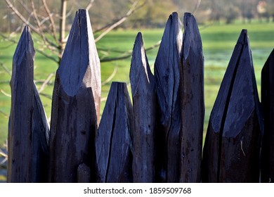 2,186 Sharp Pointed Fence Images, Stock Photos & Vectors | Shutterstock