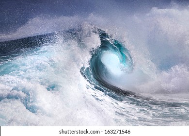 43,339 Rolling wave Images, Stock Photos & Vectors | Shutterstock