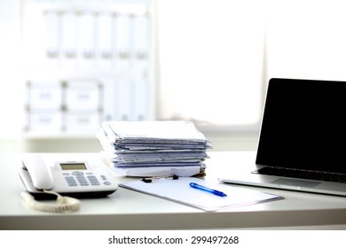 66,540 Stack papers on desk Stock Photos, Images & Photography ...
