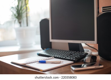 Office Table Stock Photo 220358083 | Shutterstock