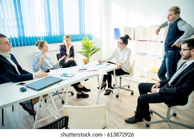 Office Work Progress Stock Photo 613872926 | Shutterstock