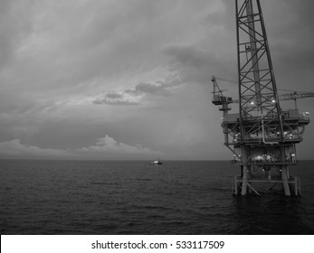 36 Offshore jacket platform leg Images, Stock Photos & Vectors ...