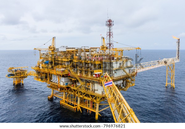 Offshore Oil Gas Central Processing Platform Stock Photo (Edit Now ...