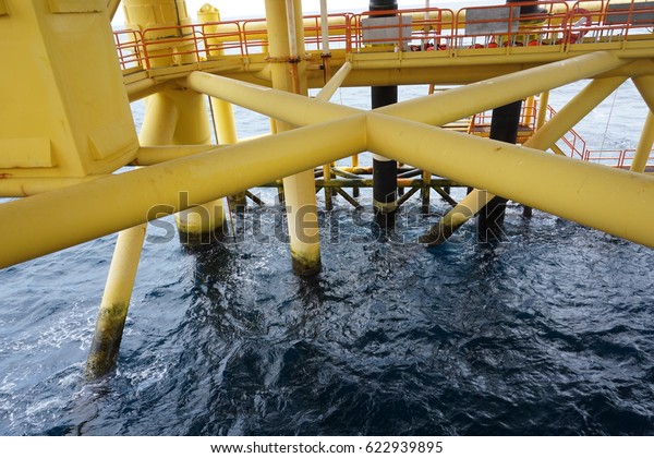 Offshore Platform Structure Sea Deck Facilitiessarawak Foto Stok ...