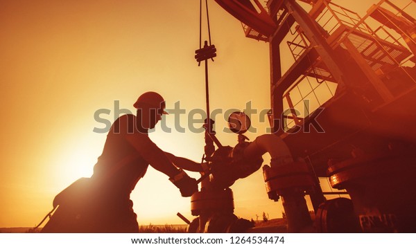963 Oil rig team 图片、库存照片和矢量图 | Shutterstock