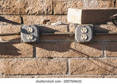 520 Exterior electrical outlet Images, Stock Photos & Vectors ...