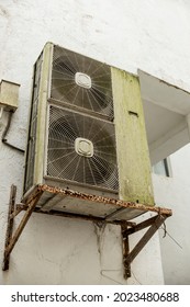 292 Wall mounted ac unit Images, Stock Photos & Vectors | Shutterstock