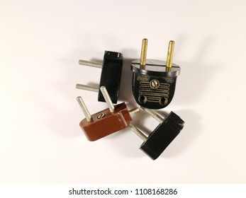 Old Electric Toggle Switch Stock Photo 1108168286 | Shutterstock