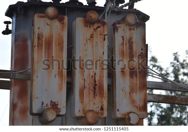 Old Electrical Transformer Stock Photo 1251115405 | Shutterstock