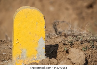 8,098 Mile Stone Images, Stock Photos & Vectors | Shutterstock