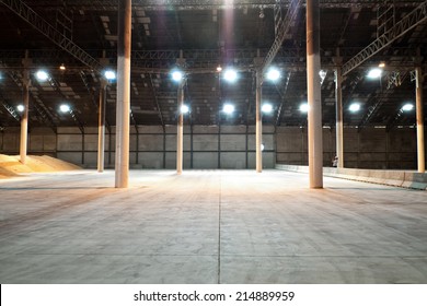 28,096 Old warehouse lighting Images, Stock Photos & Vectors | Shutterstock