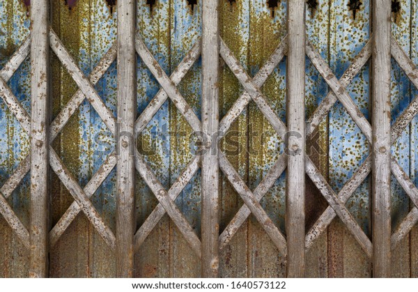 Old Iron Gate Rust Texture Stock Photo 1640573122 | Shutterstock