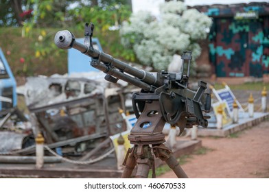 Old Machine Gun Stock Photo 460670533 | Shutterstock