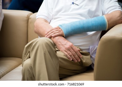 231 Splinter Bone Images, Stock Photos & Vectors | Shutterstock