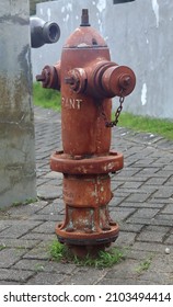 3,521 Old fire pump Images, Stock Photos & Vectors | Shutterstock