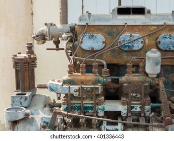 Old Rusty Motor Engine Stock Photo 401336443 | Shutterstock