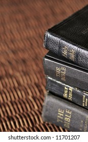 399 Holy bible spine Images, Stock Photos & Vectors | Shutterstock