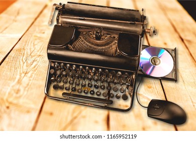 441 Typewriter with mouse Images, Stock Photos & Vectors | Shutterstock