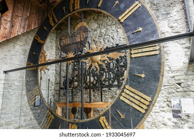 338 Old clock in luzern tower Images, Stock Photos & Vectors | Shutterstock