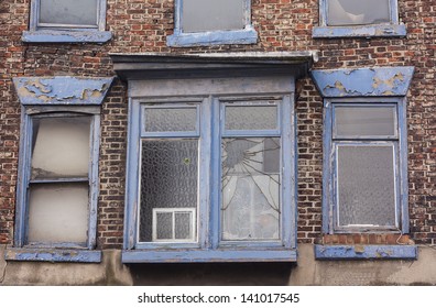 3,841 House poor condition Stock Photos, Images & Photography ...