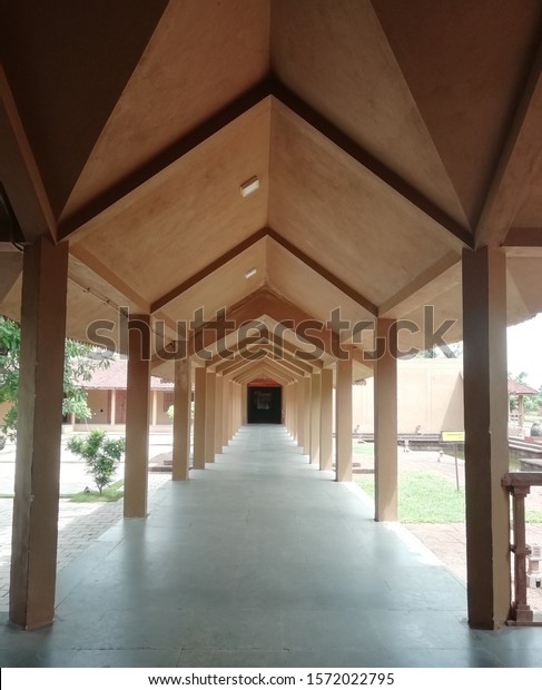 One Point Perspective View Corridor Which Stock Photo 1572022795 ...