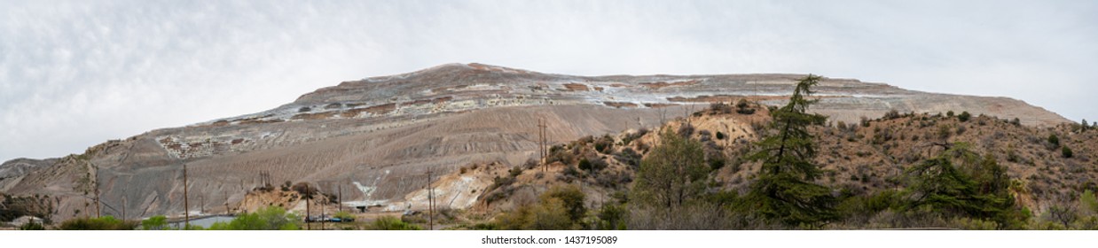 23 Upper face cut off Images, Stock Photos & Vectors | Shutterstock