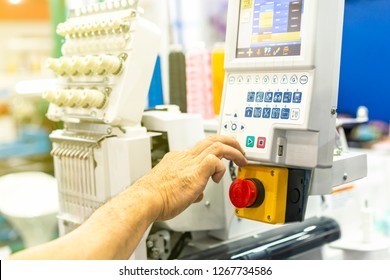 236 Sewing machine operator Images, Stock Photos & Vectors | Shutterstock